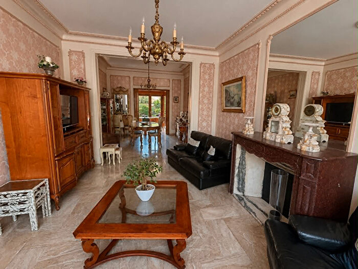 Maison 10 pièces à vendre - Valenciennes, Cheminots, Acalas, Fb de Lille