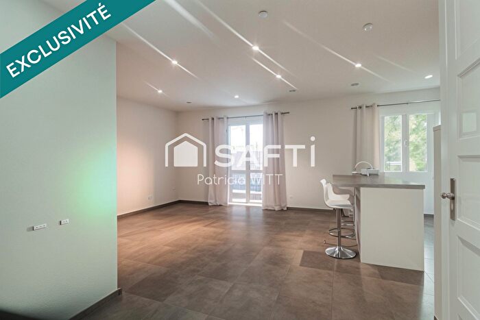 Appartement à vendre - Annemasse, Centre-ville - 2 pièces - 1 chambre