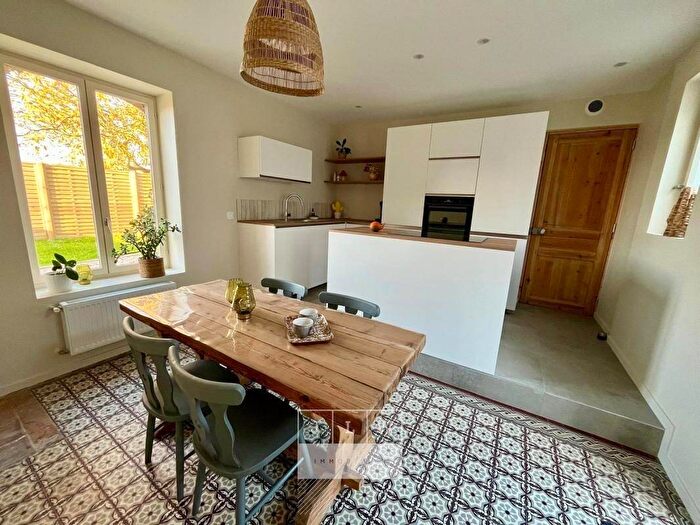 Maison à louer - Beaucamps-Ligny - 5 pièces - 4 chambres