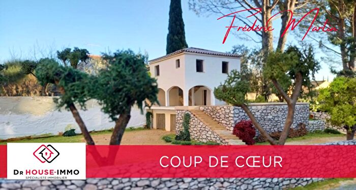 Maison à vendre - Uzès - 5 pièces - 4 chambres