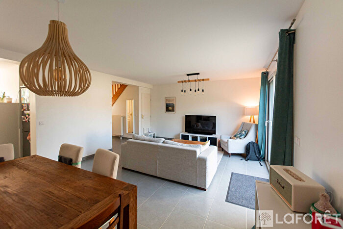 Maison à vendre - Sainte-Geneviève-des-Bois, Paul Vaillant Couturier - 4 pièces - 3 chambres