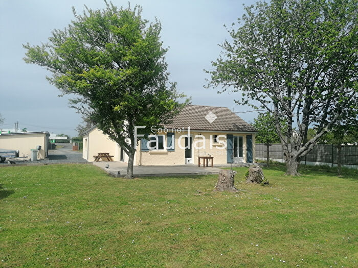 Maison à louer - Montmartin-sur-Mer - 4 pièces - 2 chambres