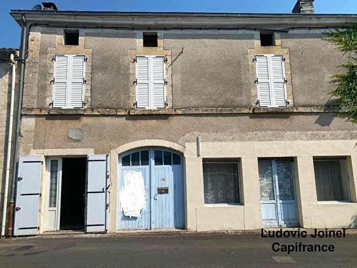 Ligueux - Maison 4 pièces à vendre