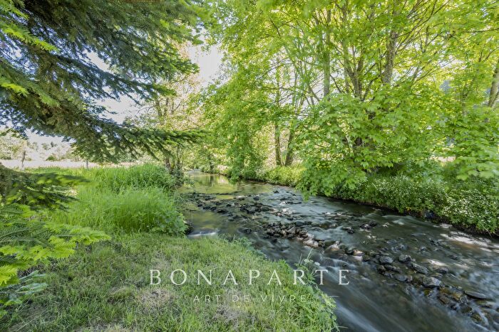 Maison à vendre - Jonzieux - 16 pièces - 9 chambres