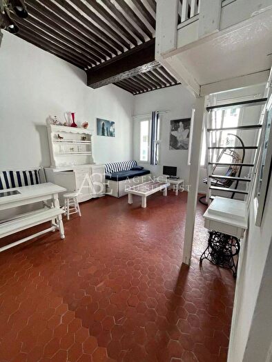 Appartement 2 pièces à Centre Ville, Aix-en-Provence, à louer