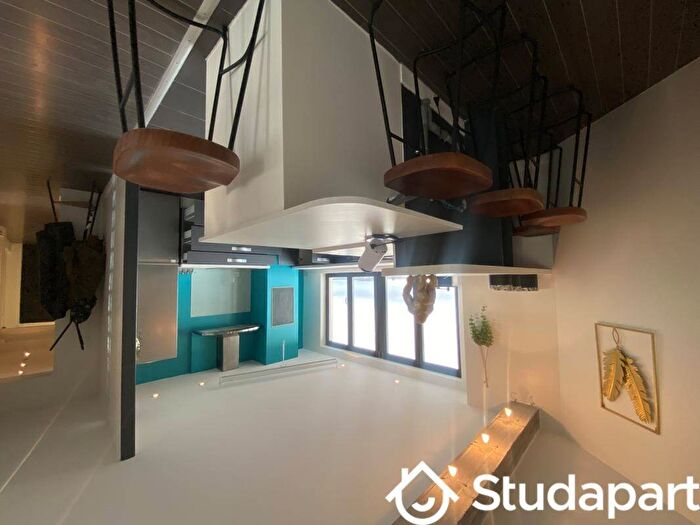 Saurupt-Clémenceau, Nancy : Appartement 1 pièce à louer