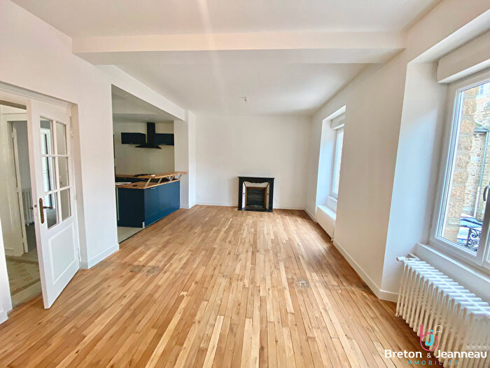 Maison à vendre - Fougères, Paron, Orières, Ecartelée, Bonabry - 7 pièces - 6 chambres