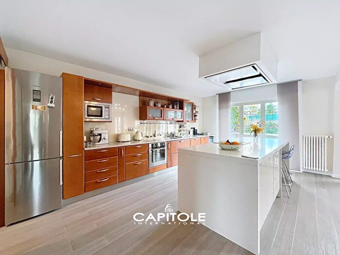 Maison à vendre - Antibes, Antibes-les-Pins, Trianon, Le Fournel, Peyregoue - 6 pièces - 5 chambres