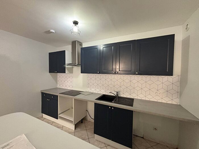 Appartement à louer - Orléans - 3 pièces - 2 chambres