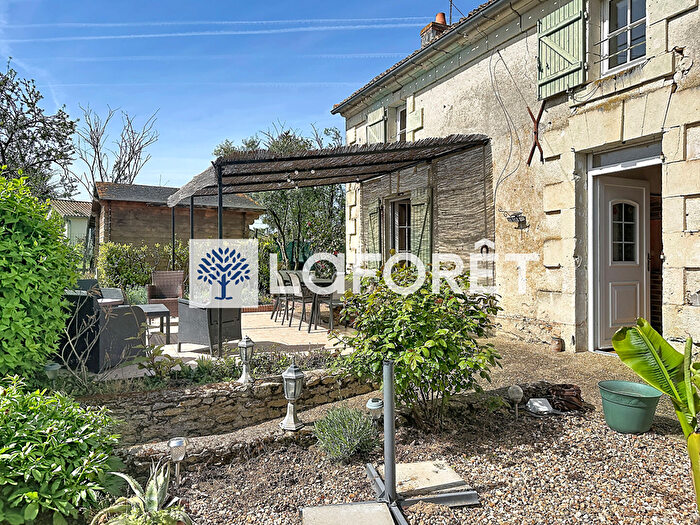 Maison 6 pièces à Thouars, à vendre