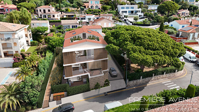 Appartement à vendre - Roquebrune-sur-Argens, Les Issambres, La Vigie, Les Dolmens, Plages, Calanques - 4 pièces - 3 chambres