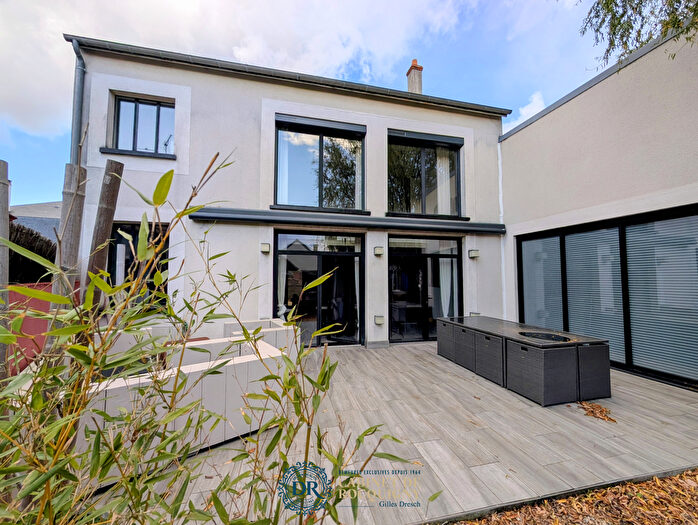 Maison à vendre - Saint-Jean-de-la-Ruelle, Guillaumière, La Vaudière, Clos du Sergent - 7 pièces - 4 chambres