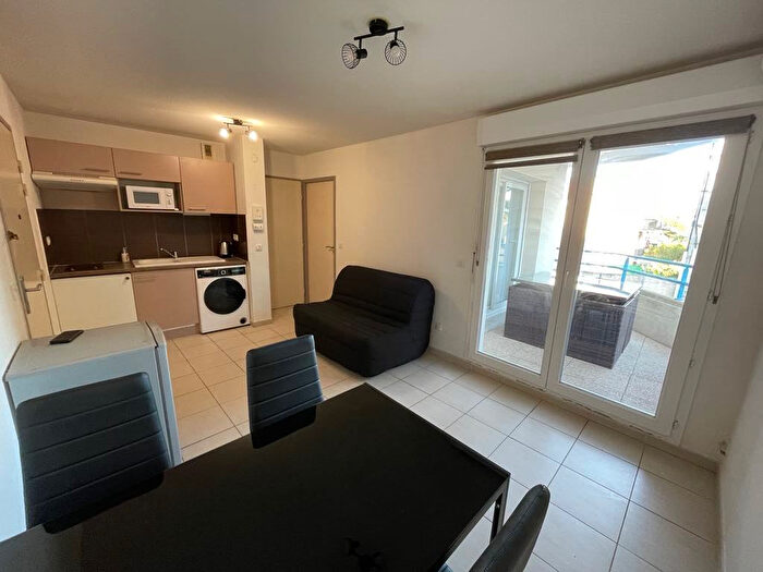 Appartement 2 pièces à Fleury, Saint-Pierre, Les Cabanes, à vendre