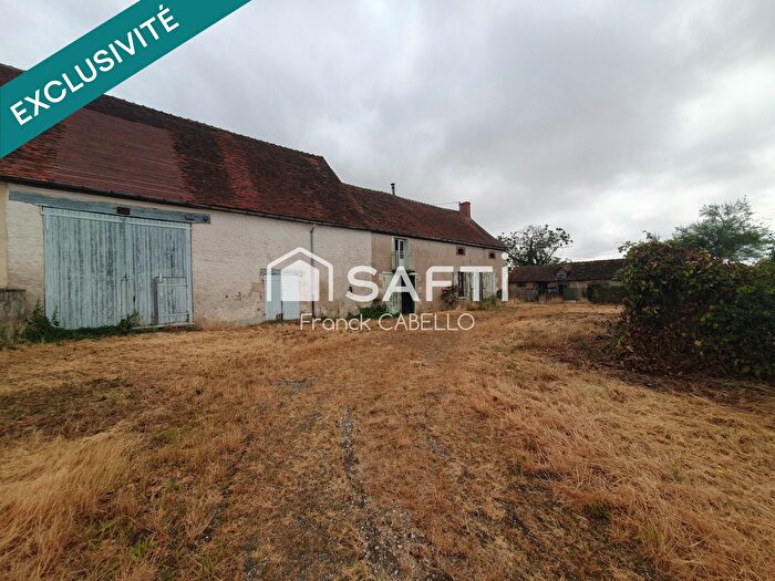 Maison 5 pièces à Treban, à vendre