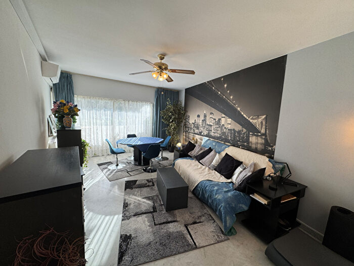 Appartement à vendre - Roquebrune-Cap-Martin, Carnolès, Gare, Cap Azur - 2 pièces - 1 chambre