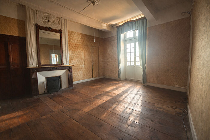 Appartement à vendre - Pau, Centre-ville - 4 pièces - 3 chambres