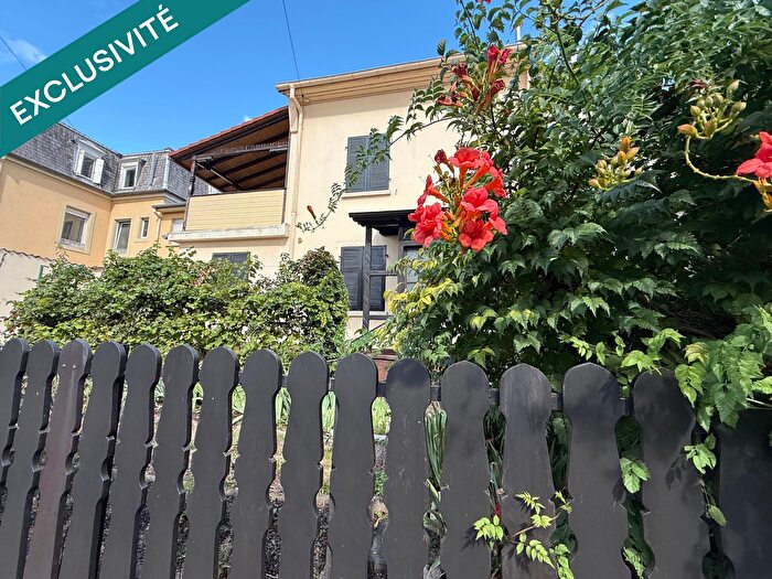 Mulhouse, Cité-Briand : Maison 5 pièces à vendre