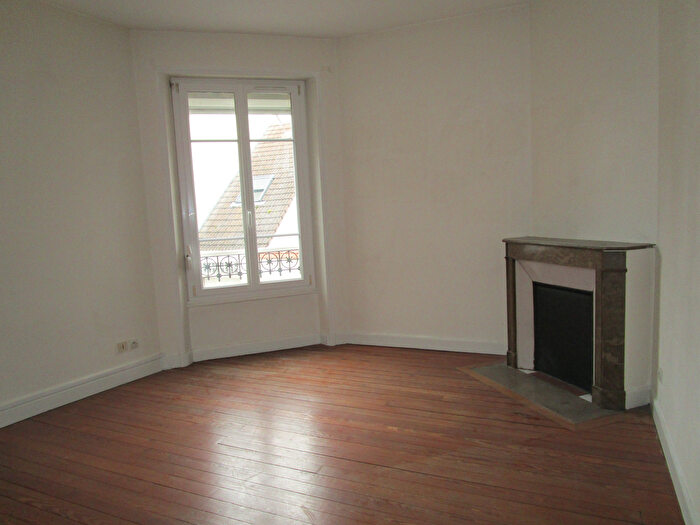 Appartement à louer - Reims, Neufchatel, Orgeval, Laon, Zola - 3 pièces - 2 chambres