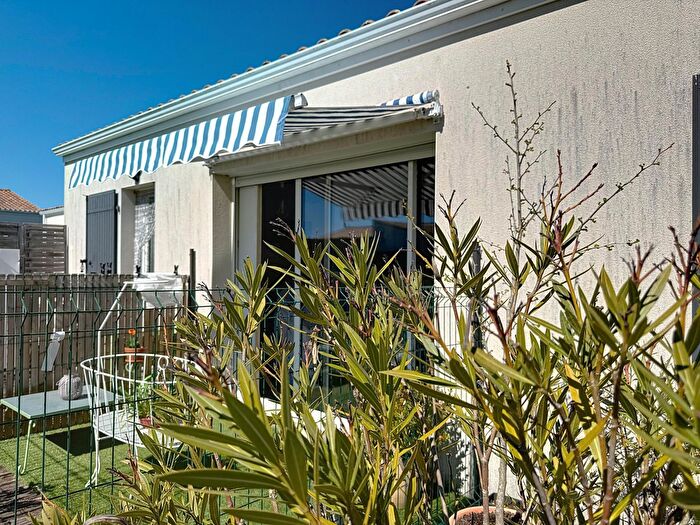 Maison à vendre - Cozes - 4 pièces - 3 chambres