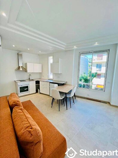 Appartement à louer - Cannes - 1 pièce - 1 chambre