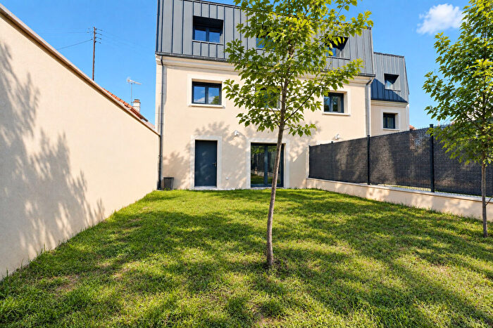 Neuilly-Plaisance, Eglise, Gare - Maison 3 pièces à vendre
