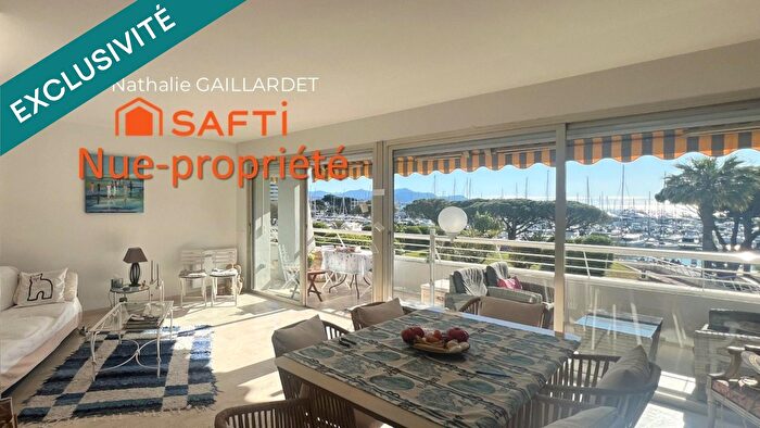 Villeneuve-Loubet, Plage : Appartement 3 pièces à vendre