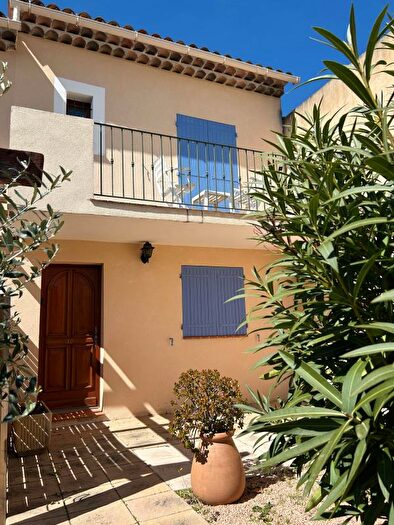 Maison à louer - Seillans - 3 pièces - 2 chambres