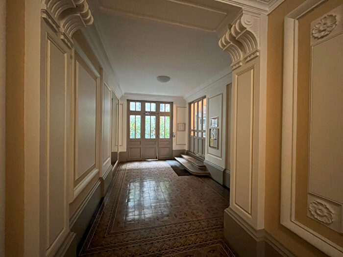 Paris 17ème, Courcelles, Wagram - Appartement 1 pièce à vendre