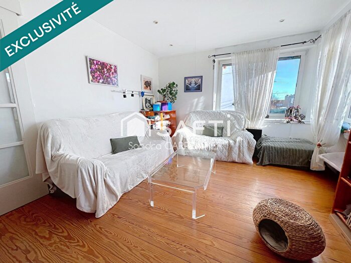 Maison à vendre - Wintzenheim - 6 pièces - 4 chambres