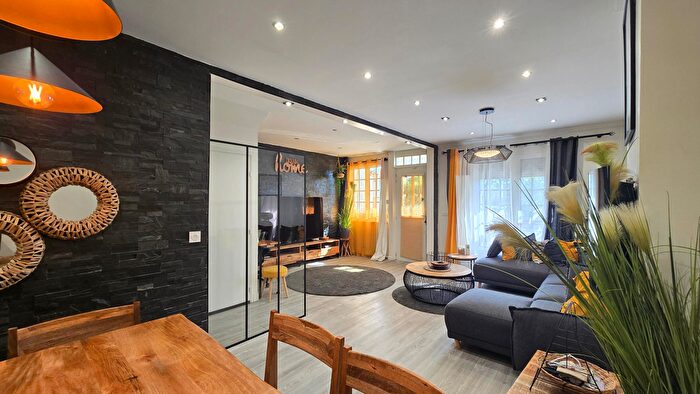 Maison à vendre - Saint-Prix - 7 pièces - 4 chambres