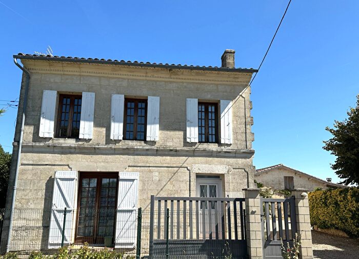 Maison 7 pièces à Saint-Émilion, à vendre