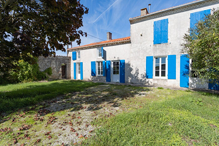 Maison à vendre - Breuil-la-Réorte - 5 pièces - 3 chambres