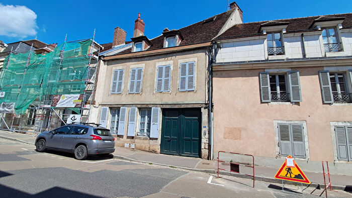 Appartement à vendre - Auxerre, Centre-ville - 2 pièces - 1 chambre