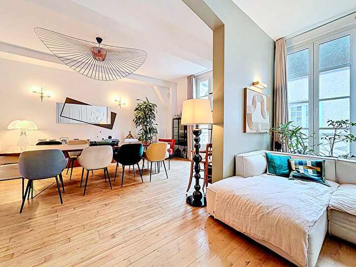 Maison à vendre - Chartres, Centre-ville - 6 pièces - 4 chambres