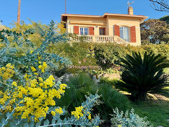 Appartement à vendre - Cagnes-sur-Mer, Pain de Sucre, Caucours - 4 pièces - 2 chambres