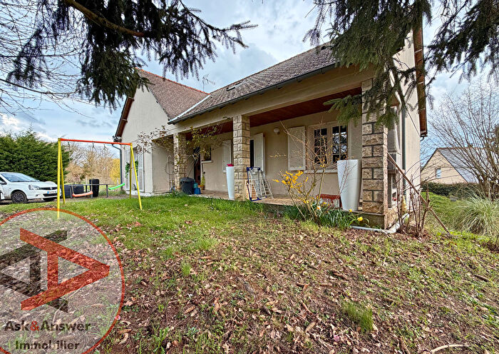 Maison à vendre - Saunay - 8 pièces - 6 chambres