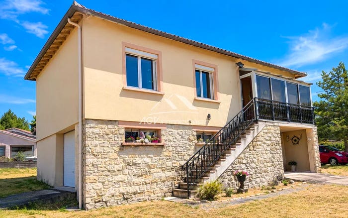 Maison 5 pièces à vendre à postalCode