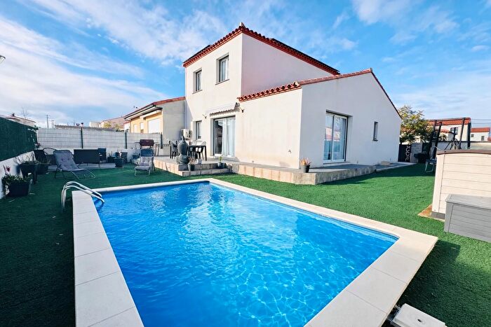 Maison à vendre - Rivesaltes - 5 pièces - 4 chambres