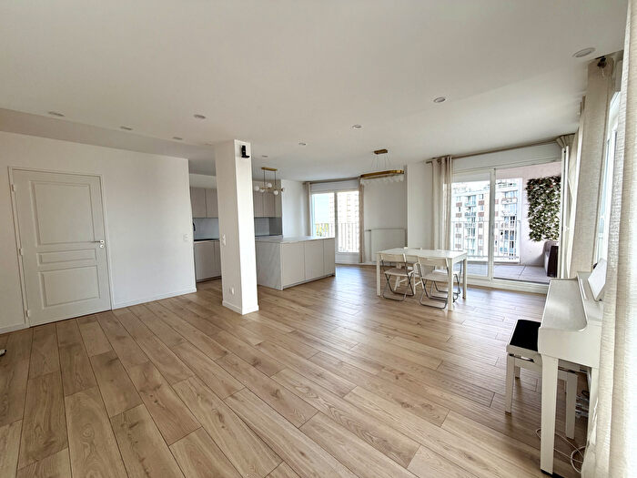 Romainville, Centre-ville : Appartement 5 pièces à vendre