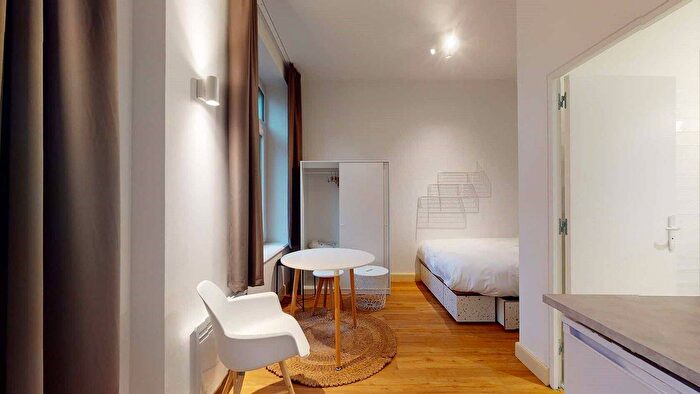 Clémenceau Calmette, Marcq-en-Bar ul : Appartement 1 pièce à louer