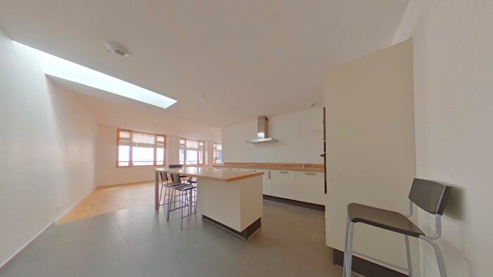 Strasbourg, Gare - Appartement 4 pièces à louer