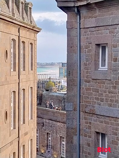 Appartement à vendre - Saint-Malo, Intra-Muros - 4 pièces - 3 chambres