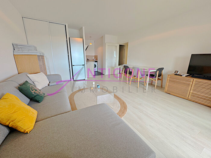 Appartement à vendre - Sanary-sur-Mer, Le Baou, Saint-Roch - 2 pièces - 1 chambre