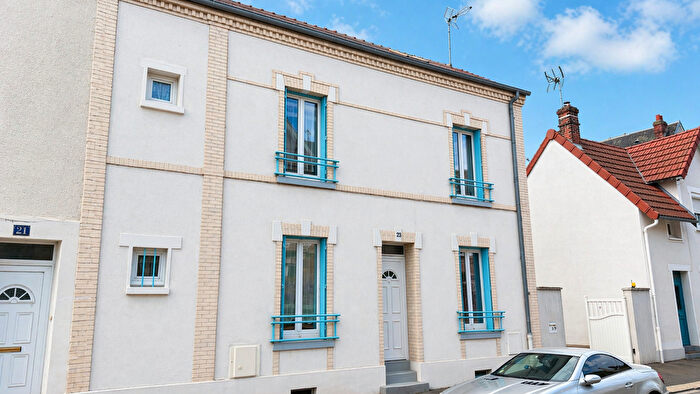 Maison 5 pièces à vendre - Mantes-la-Jolie, Centre-ville