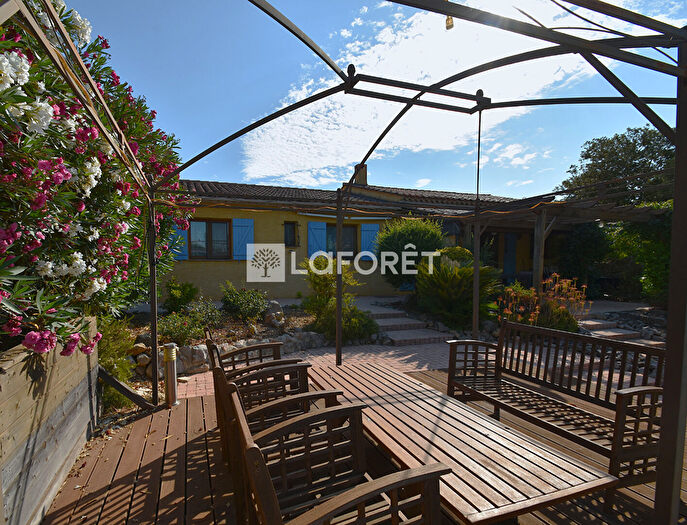 Maison à vendre - Seillans - 5 pièces - 3 chambres