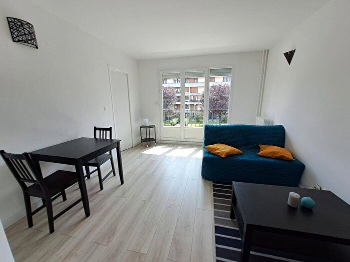 Vanteaux-Puy Las Rodas, Limoges - Appartement 3 pièces à louer