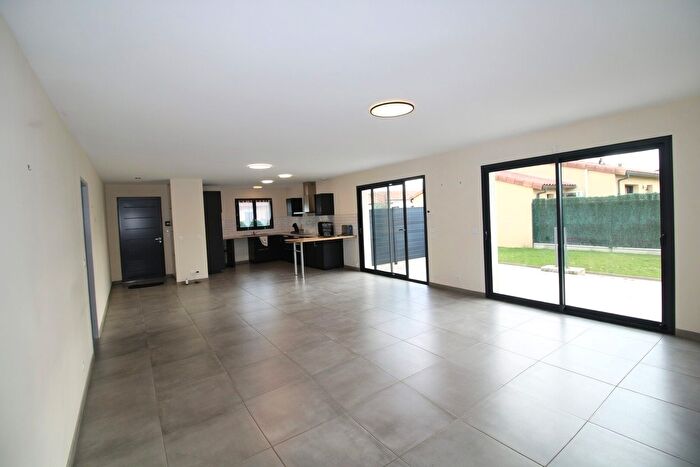 Maison à louer - Pompignan - 5 pièces - 3 chambres