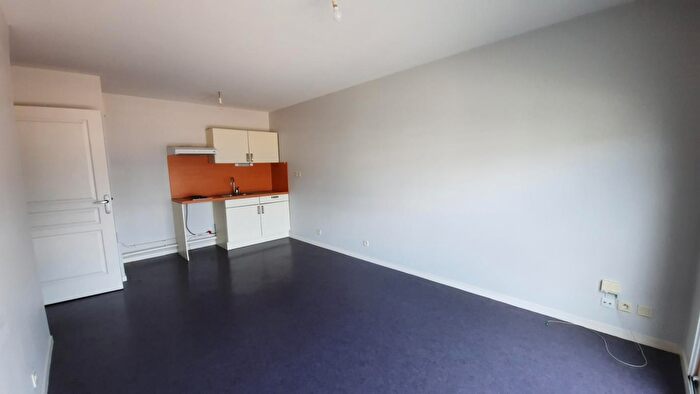 Appartement à louer - Quartiers Ouest, Arsenal, Redon - 3 pièces - 2 chambres