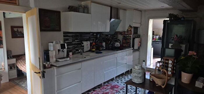 Maison à vendre - Pierrefitte-sur-Loire - 4 pièces - 2 chambres