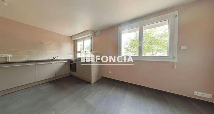 Appartement 4 pièces à louer - Lanester